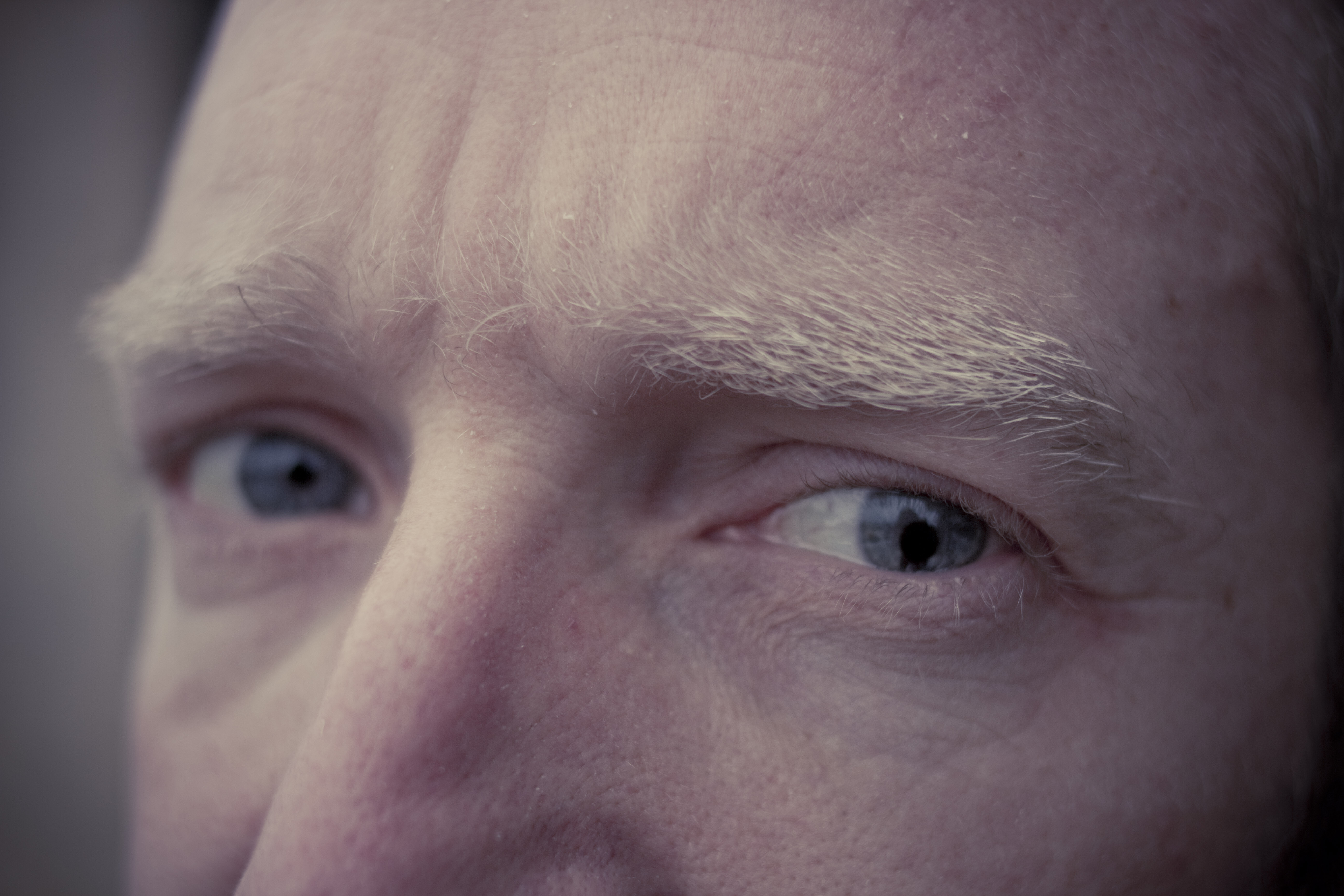 ‘Fragile’ lyrics – Andy Flannagan